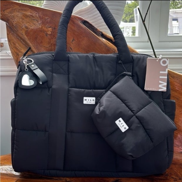 Wilo The Label | Bags | Wilo The Label Quilted Puffer Weekender Bag ...
